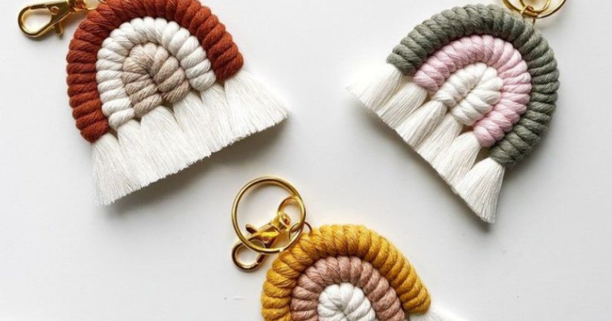 Richmond Barracks | St. Brigid's Fair: Make a mini Macramé rainbow